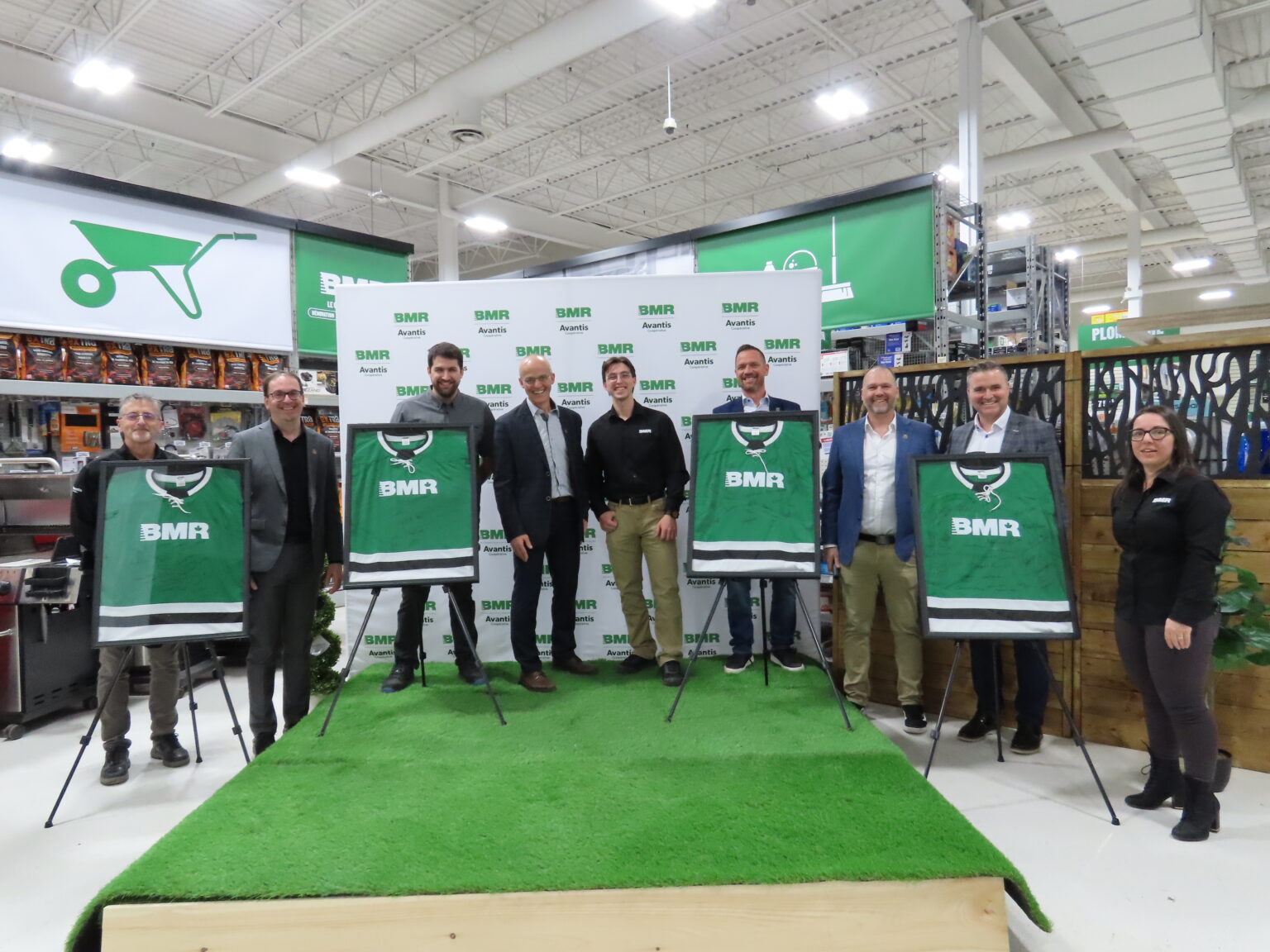 Avantis Coopérative inaugure ses quatre nouveaux magasins BMR de St ...